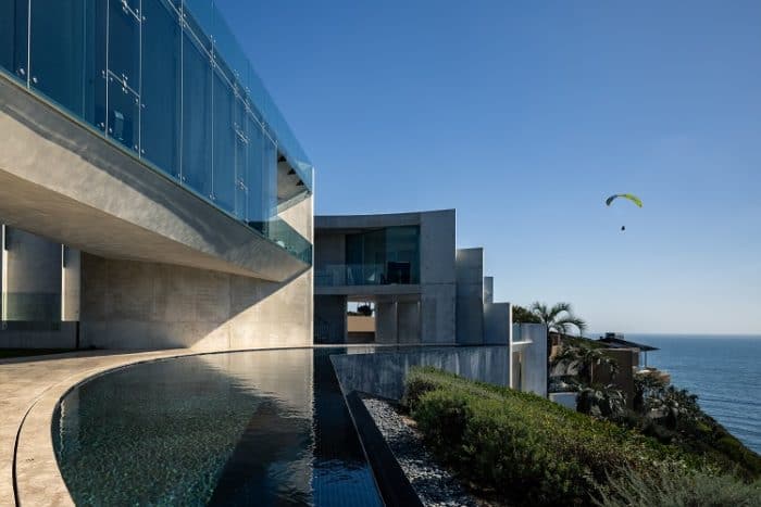 Alicia Keys' house in San Diego is a futuristic clifftop mansion