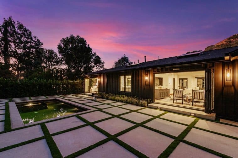 Bravo’s "Flipping Out" Star Jeff Lewis’ Personal Home is on the Market