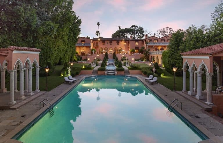 The Beverly House: where 'The Bodyguard' was filmed and Beyonce shot ...