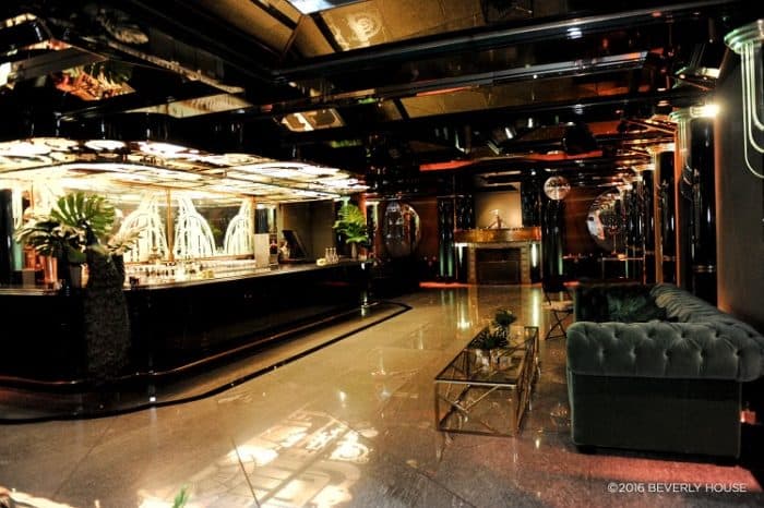 The Iconic Beverly House: Where 'The Bodyguard' was Filmed and Beyonce ...