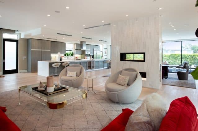 Celebrity Chef Giada de Laurentiis Sells Scenic Pacific Palisades Home ...