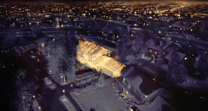 Revisit the 10 Most Beautiful Homes From Your Favorite Christmas Movies
