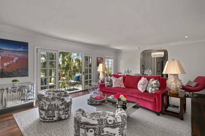 Cool Listings: Inside The Wallpaper House, Where Each Room Has its Own ...