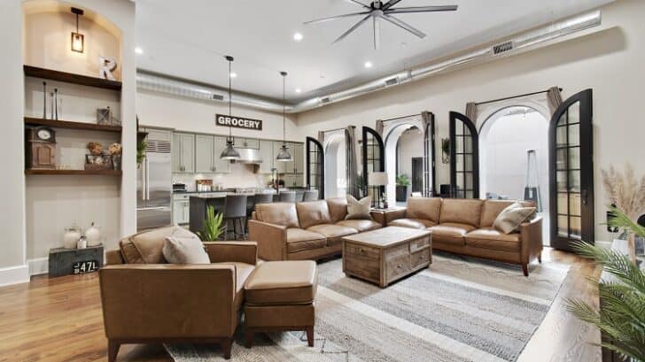 The Beverly House: where 'The Bodyguard' was filmed and Beyonce shot ...