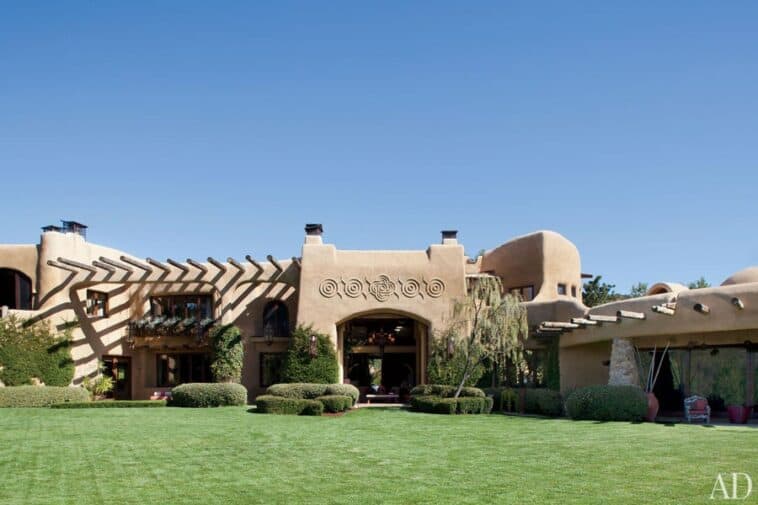 From a Prince to a King: A Closer Look at Jada & Will Smith’s Houses