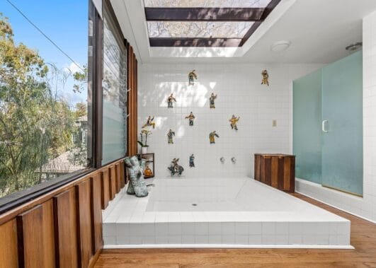 Midcentury 'Treehouse' Incorporates Sycamores, Native Oaks in its Design