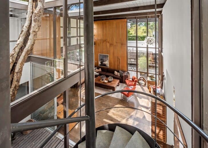 Midcentury 'Treehouse' Incorporates Sycamores, Native Oaks in its Design