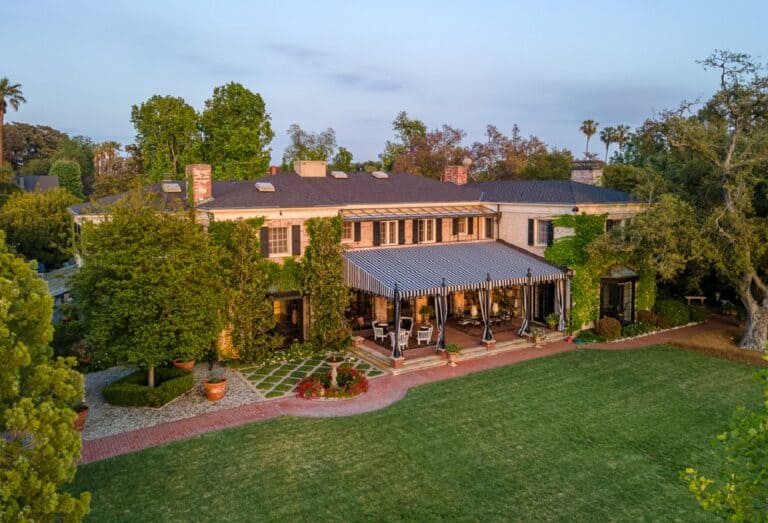 'The Hangover' house hits the market for $10.8M (and it's worth every ...