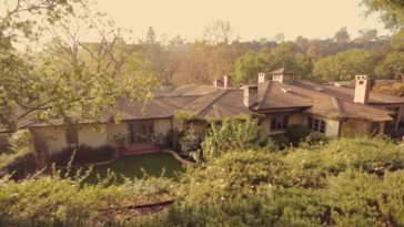 The Murdoch family's lavish homes and vast real estate empire