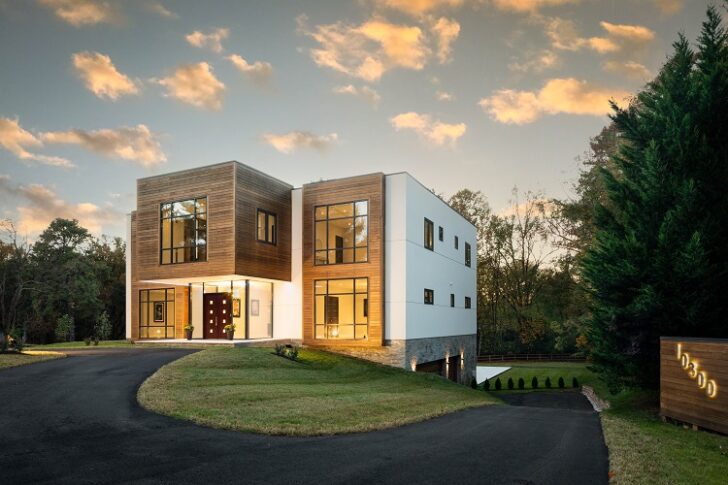 Newly-built house in affluent Washington, DC suburb wows with its ...