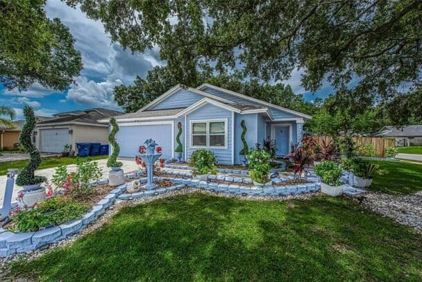 Edward Scissorhands' house, castle, and town in real life