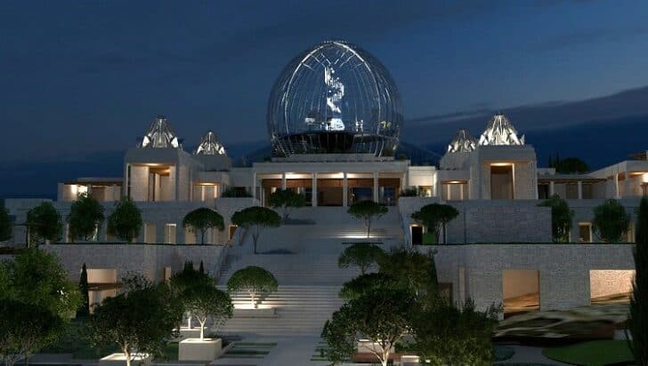 Is the ‘Glass Onion’ house real?