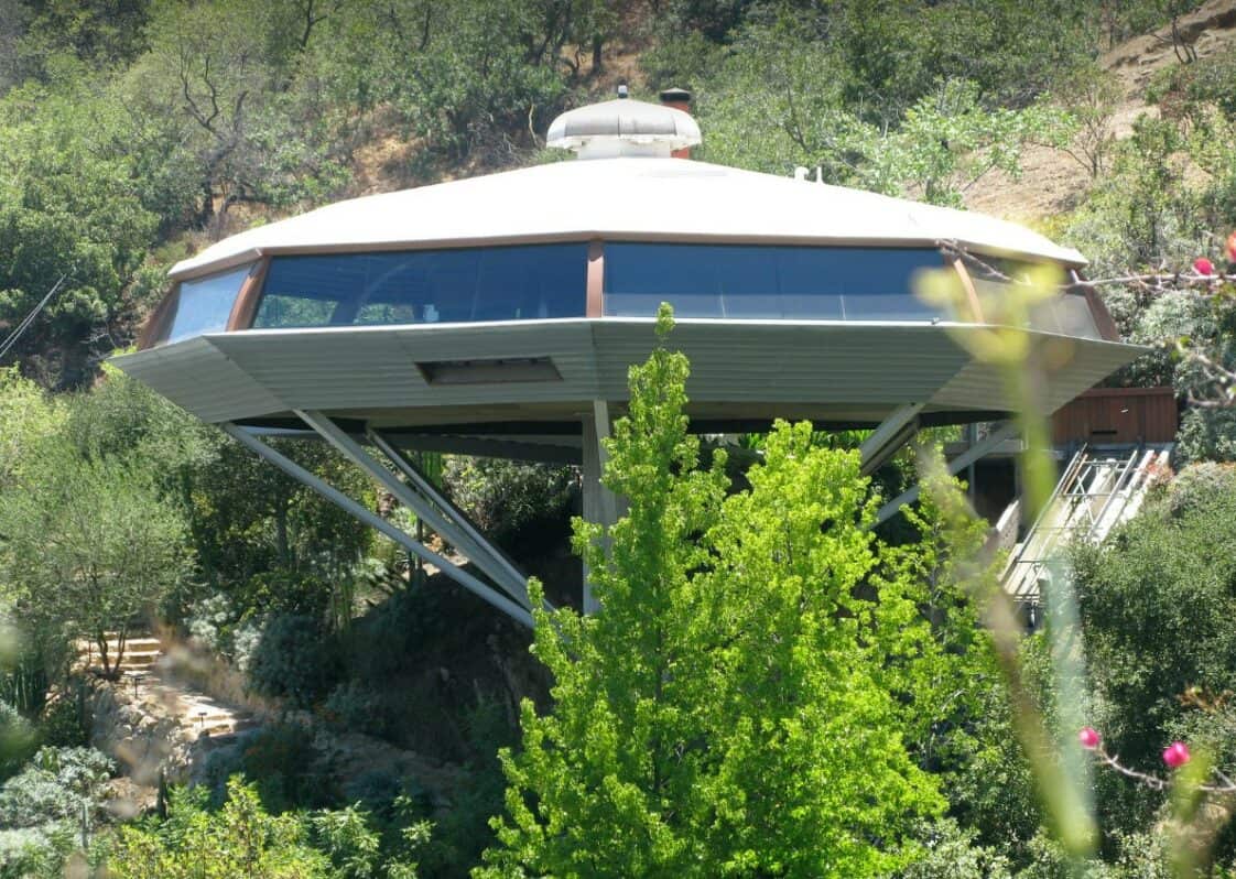 The Chemosphere House and 6 other striking John Lautner homes
