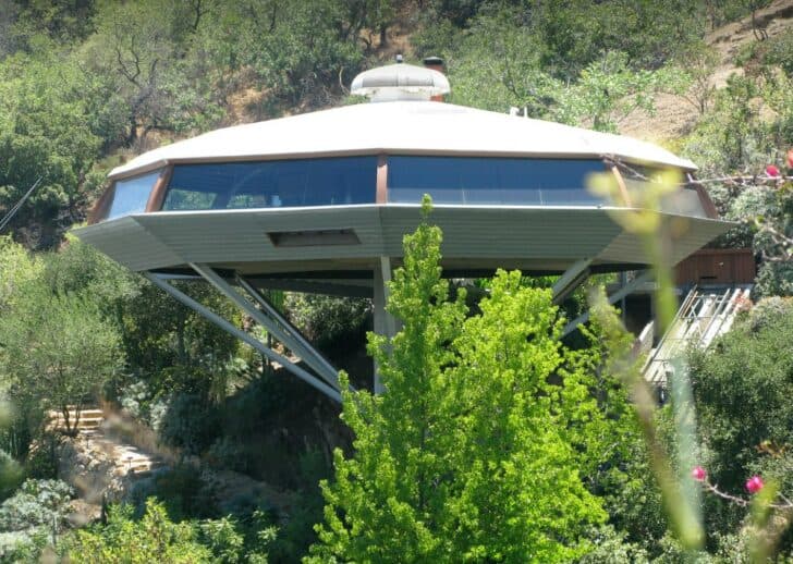 The Chemosphere House and 6 other striking John Lautner homes