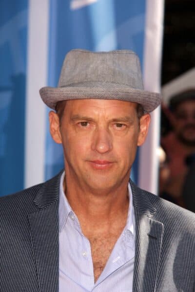 ER star Anthony Edwards lists Spanish-style vacation beach home