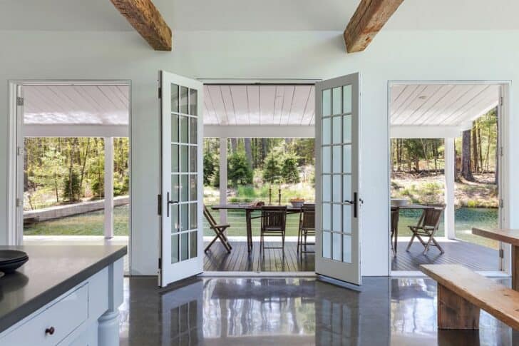 This Floating Farmhouse in the Catskills dates back to the 1820s, but ...