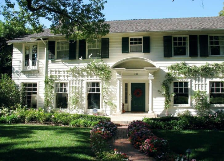 The 'Father of the Bride' house is real (and worth a pretty penny)