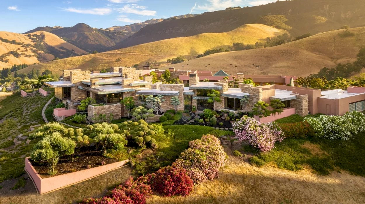 Fancy Pants Homes ⋆ Luxury home blog ⋆ Celebrity houses