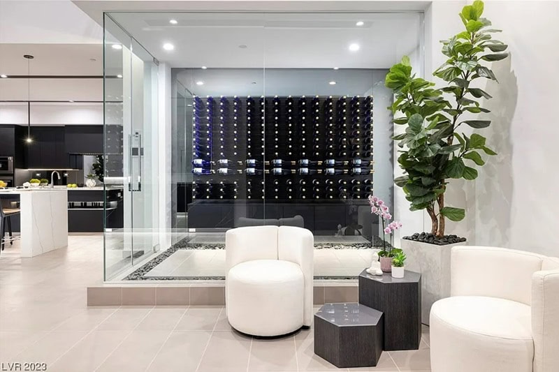 Daniel Negreanu's new Vegas home, a poker legend's playground