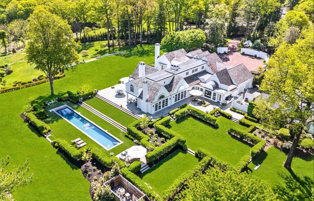 This $8.3M Long Island estate was designed by the architect behind 15 ...